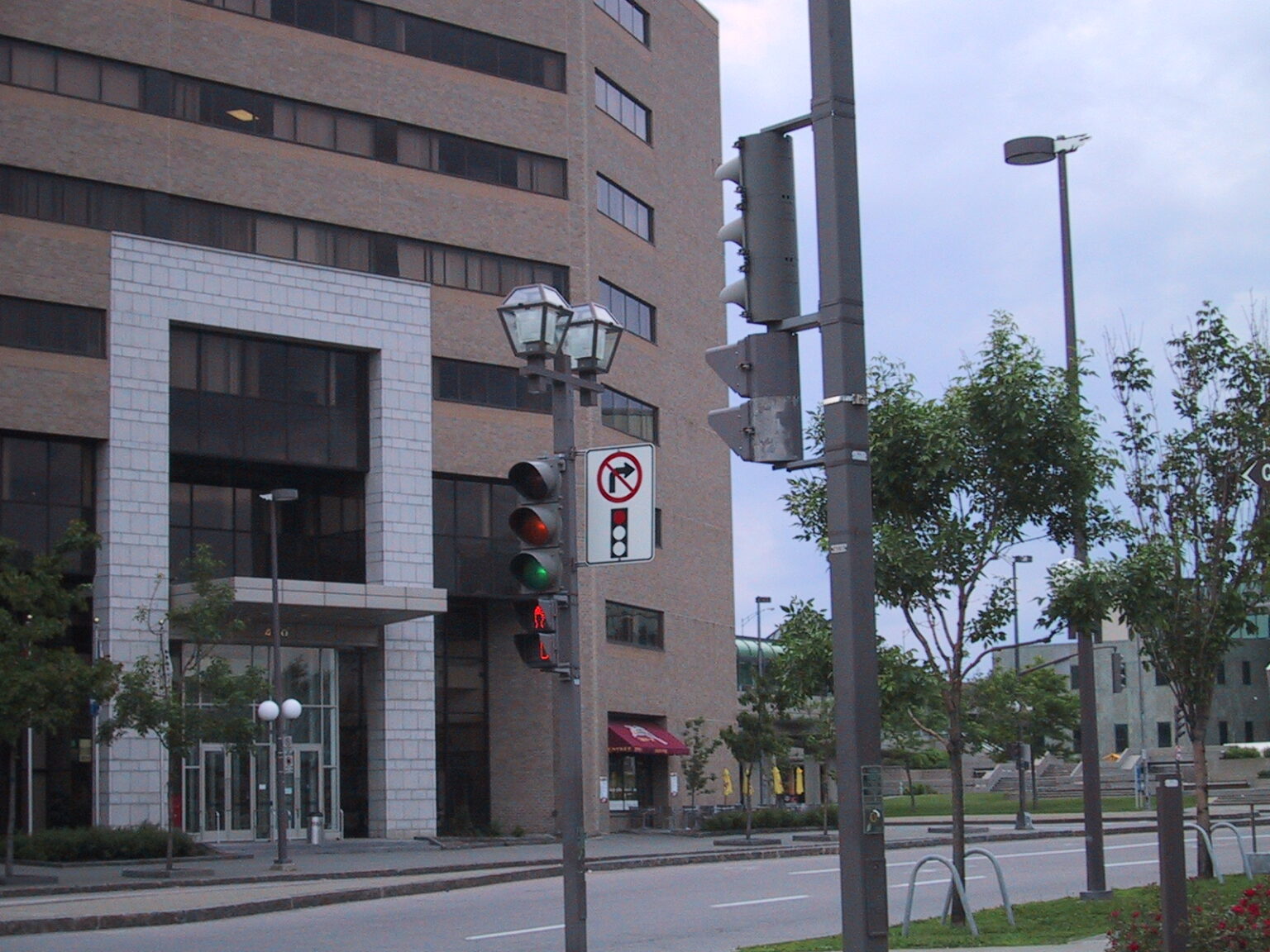 Comparing Driving Rules Across Canadian Provinces: BC, Ontario, Alberta ...
